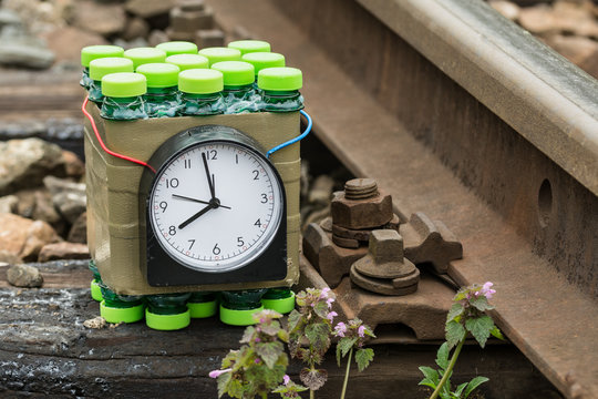 Timebomb bilder – Bläddra bland 1,174 stockfoton, vektorer och videor ...