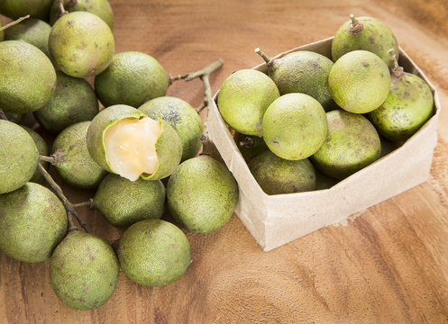 Genip bilder – Bläddra bland 483 stockfoton, vektorer och videor ...