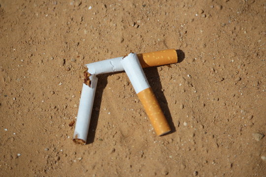 รูปภาพ"Fumer Tue" – เลือกดูภาพถ่ายสต็อก เวกเตอร์ และวิดีโอ135 | Adobe Stock