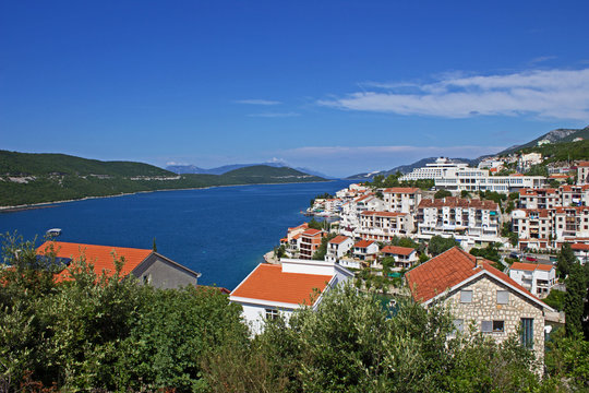 รูปภาพNeumes – เลือกดูภาพถ่ายสต็อก เวกเตอร์ และวิดีโอ450 | Adobe Stock