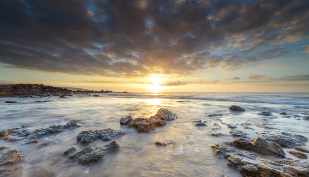 Pleamar Images – Browse 79 Stock Photos, Vectors, and Video | Adobe Stock