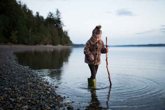 Anna Larson photos, images, assets | Adobe Stock
