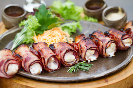 「Palte」の写真素材 | 1,286件の無料イラスト画像 | Adobe Stock