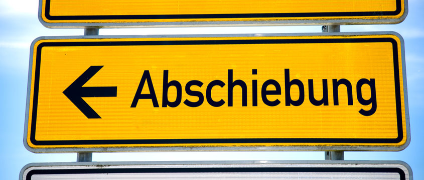 Abschiebung Bilder – Durchsuchen 2,600 Archivfotos, Vektorgrafiken und ...