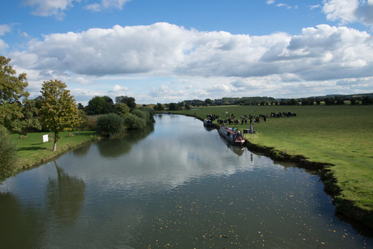 「Lechlade」の写真素材 | 127件の無料イラスト画像 | Adobe Stock