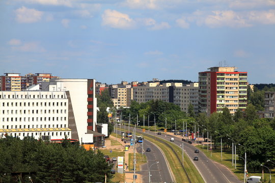 「Karoliniskes」の写真素材 | 458件の無料イラスト画像 | Adobe Stock