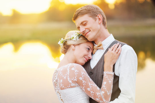 "Bride And Groom" Images – Browse 13,995 Stock Photos, Vectors, and ...