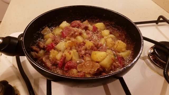 รูปภาพTushonka – เลือกดูภาพถ่ายสต็อก เวกเตอร์ และวิดีโอ46 | Adobe Stock