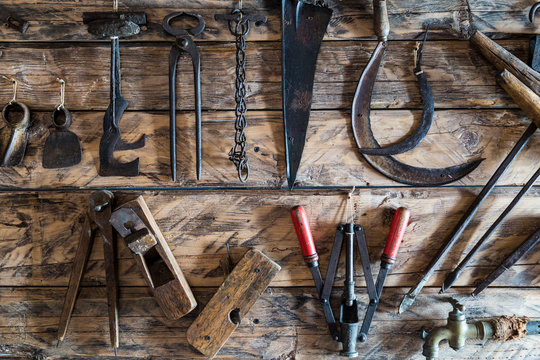 Contadino Images – Browse 8,418 Stock Photos, Vectors, and Video ...