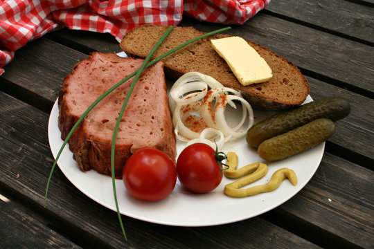 รูปภาพLeberkas – เลือกดูภาพถ่ายสต็อก เวกเตอร์ และวิดีโอ124 | Adobe Stock