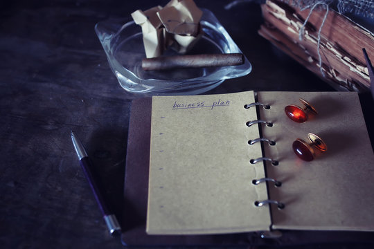 Cigar Paper Texture Зображення — огляд 1,736 Стокові фото, векторні ...