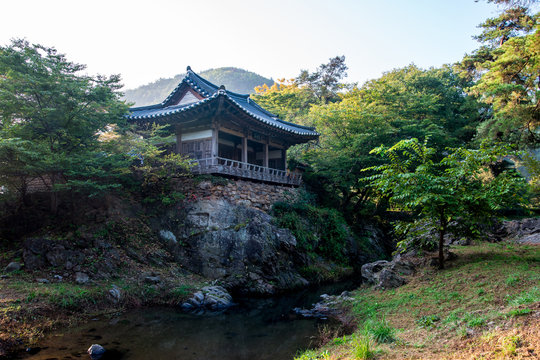 รูปภาพYecheon – เลือกดูภาพถ่ายสต็อก เวกเตอร์ และวิดีโอ80 | Adobe Stock