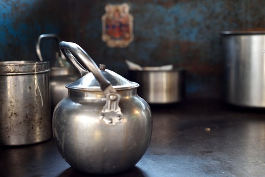 「Kittle」の写真素材 | 284件の無料イラスト画像 | Adobe Stock