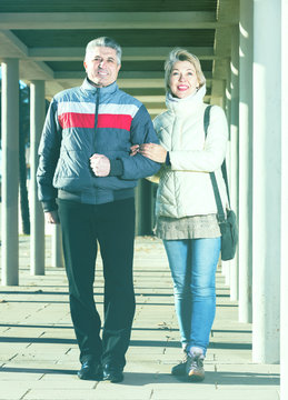 「48-56」の画像 - 135 件の Stock 写真、ベクターおよびビデオ | Adobe Stock