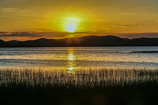 Titicacasee Bilder – Durchsuchen 338 Archivfotos, Vektorgrafiken und ...