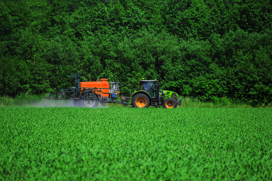 Biozide Bilder – Durchsuchen 886 Archivfotos, Vektorgrafiken und Videos ...
