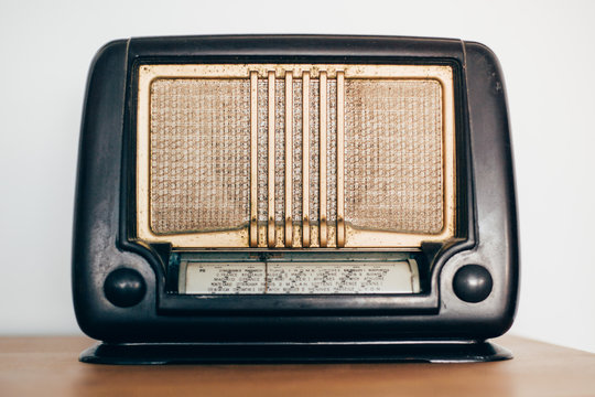 รูปภาพRadio – เลือกดูภาพถ่ายสต็อก เวกเตอร์ และวิดีโอ3,553,756 | Adobe Stock