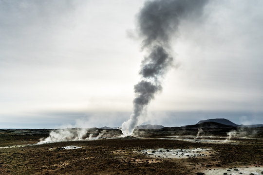 Solfatar bilder – Bläddra bland 311 stockfoton, vektorer och videor ...