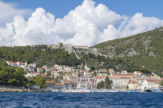 「Havr」の写真素材 | 8件の無料イラスト画像 | Adobe Stock