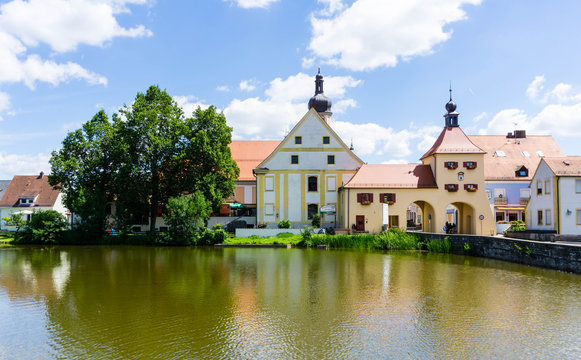 Mittelfranken bilder – Bläddra bland 7,730 stockfoton, vektorer och ...