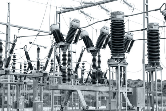 Circuit Breaker Substation Images – Browse 1,958 Stock Photos, Vectors ...