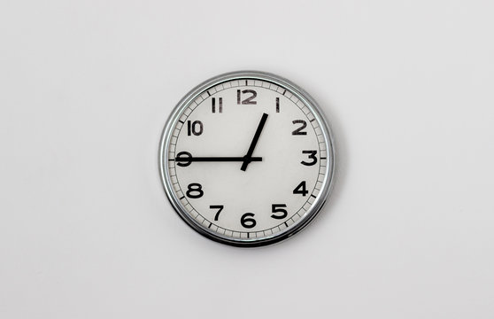 「12:45」の写真素材 | 740件の無料イラスト画像 | Adobe Stock