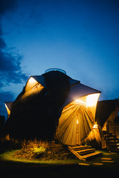 「Bio-Dome」の写真素材 | 651件の無料イラスト画像 | Adobe Stock