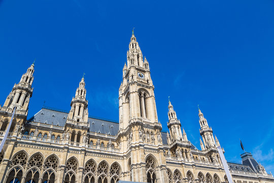 รูปภาพ"Rathaus – เลือกดูภาพถ่ายสต็อก เวกเตอร์ และวิดีโอ74,563 | Adobe Stock