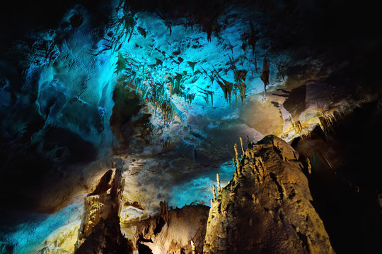 รูปภาพCavestone – เลือกดูภาพถ่ายสต็อก เวกเตอร์ และวิดีโอ176 | Adobe Stock