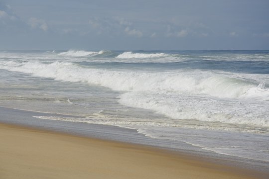 Vagues Images – Browse 226,369 Stock Photos, Vectors, and Video | Adobe ...