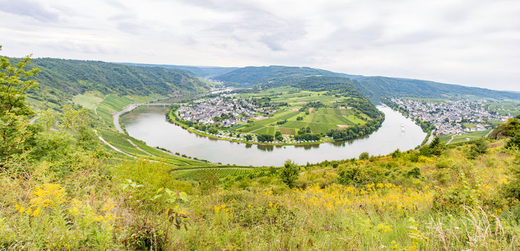 Kröv-Bilder: Stock-Fotos & -Videos. | Adobe Stock