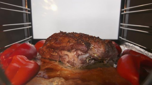 "Oven Interior" Images – Browse 154 Stock Photos, Vectors, and Video ...