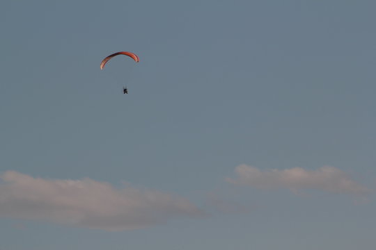 Deltaplano bilder – Bläddra bland 192 stockfoton, vektorer och videor ...