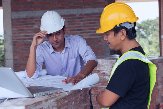 Customers With Builder Images – Browse 6,716 Stock Photos, Vectors, and ...