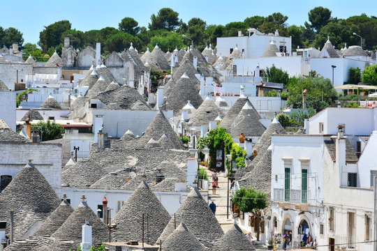 Trulli Images – Browse 12,353 Stock Photos, Vectors, and Video | Adobe ...