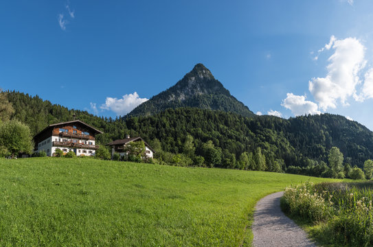 Alp Bilder – Durchsuchen 296,155 Archivfotos, Vektorgrafiken und Videos ...