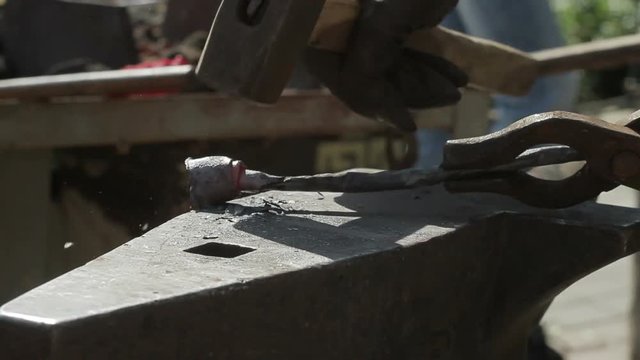 Malleation Bilder – Durchsuchen 187 Archivfotos, Vektorgrafiken und Videos | Adobe Stock