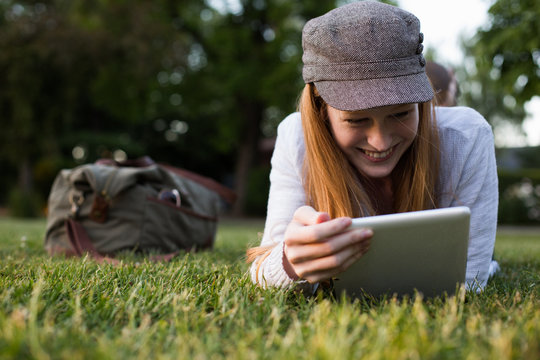 Imagens de Internet – Explore Fotografias do Stock, Vetores e Vídeos de ...