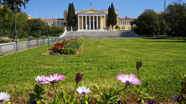 Zapeion bilder – Bläddra bland 132 stockfoton, vektorer och videor ...