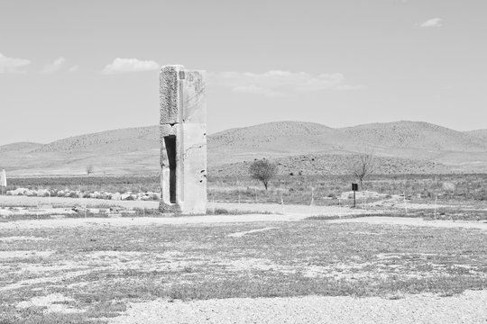 Pasargadae Images – Browse 883 Stock Photos, Vectors, and Video | Adobe ...