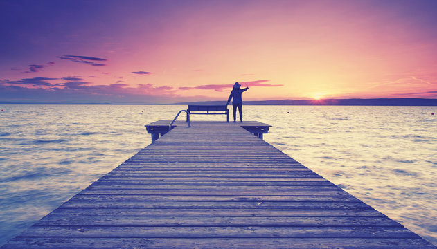 「Weg-Zeigen」の写真素材 | 1,941件の無料イラスト画像 | Adobe Stock