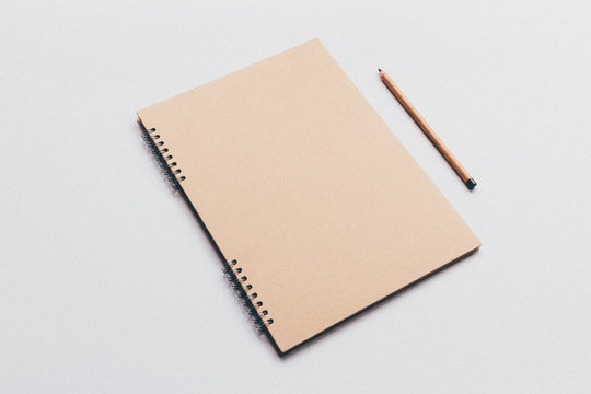 Block Stift Bilder – Durchsuchen 19,514 Archivfotos, Vektorgrafiken und ...