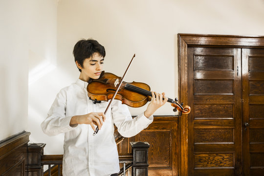 รูปภาพViolist – เลือกดูภาพถ่ายสต็อก เวกเตอร์ และวิดีโอ1,443 | Adobe Stock