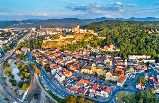 DIE 937 BESTEN BILDER, STOCK-FOTOS UND -VEKTORGRAFIKEN ZU „Trencin ...