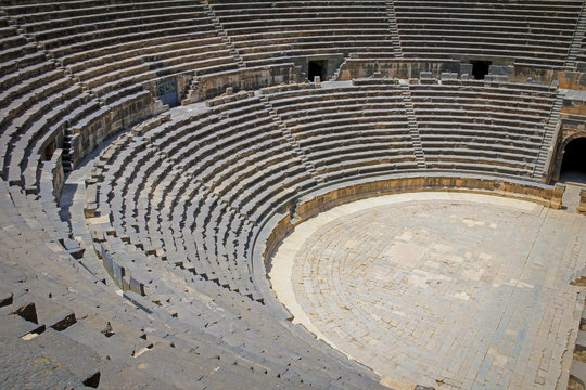 รูปภาพAmphitheater – เลือกดูภาพถ่ายสต็อก เวกเตอร์ และวิดีโอ153,678 ...