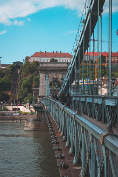 「Tonava」の写真素材 | 25件の無料イラスト画像 | Adobe Stock