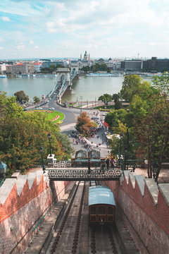 「Tonava」の写真素材 | 25件の無料イラスト画像 | Adobe Stock