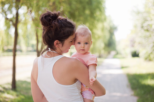 Nurturing Images – Browse 524,589 Stock Photos, Vectors, and Video ...