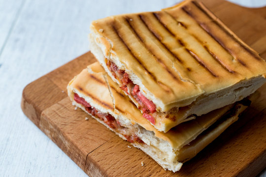 รูปภาพ"Tost – เลือกดูภาพถ่ายสต็อก เวกเตอร์ และวิดีโอ4,226 | Adobe Stock