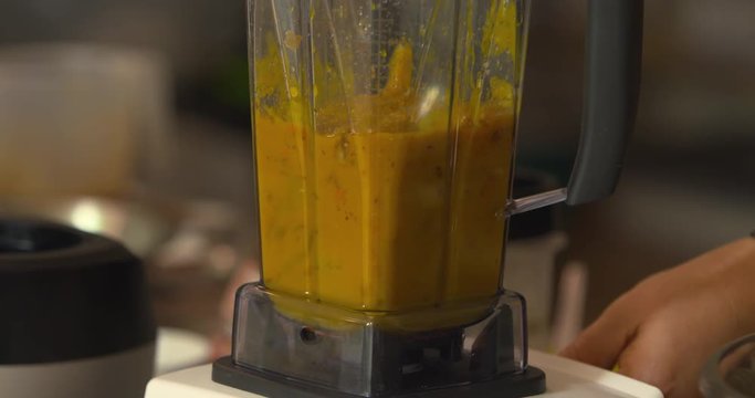 「Liquidizer」の画像 - 1,273 件の Stock 写真、ベクターおよびビデオ | Adobe Stock